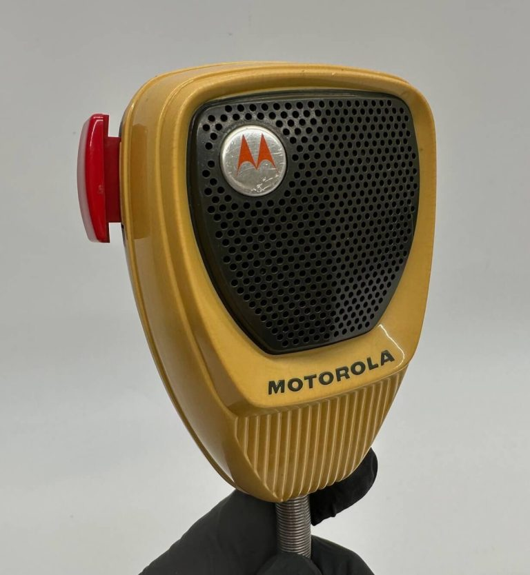 Andy Warhol Should Have Painted This Vintage Microphone ...