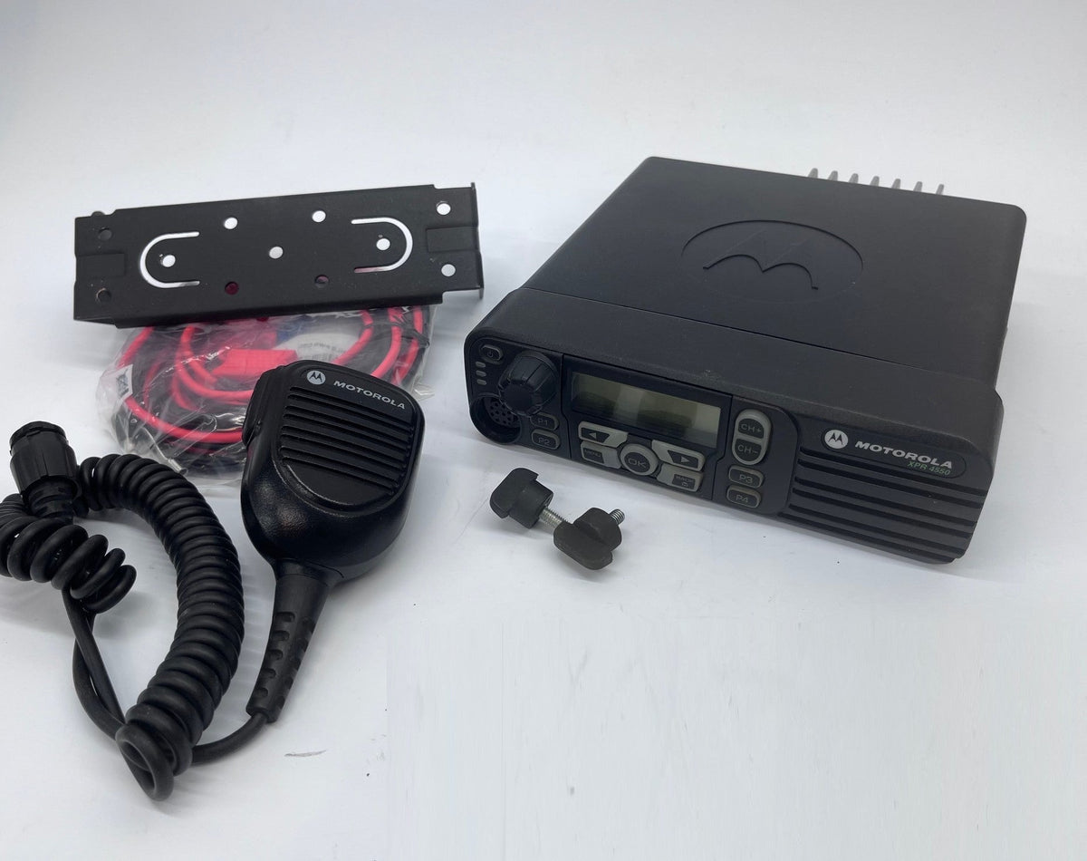 Motorola XPR4550 AAM27QNH9LA1AN UHF R1 Mobile Radio w/ LTR Passport ...