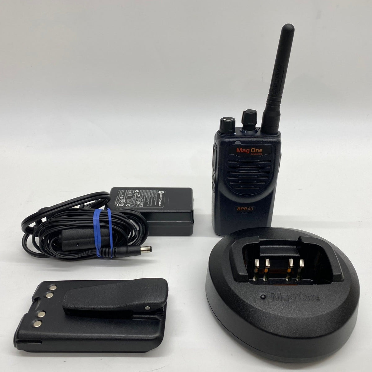 Motorola Mag One BPR40 AAH84KDS8AA1AN 8-Channel VHF Radio ...