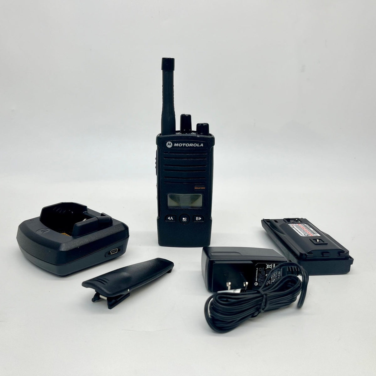 Motorola RDU4160d UHF Portable Radio — HaloidSolutions.com