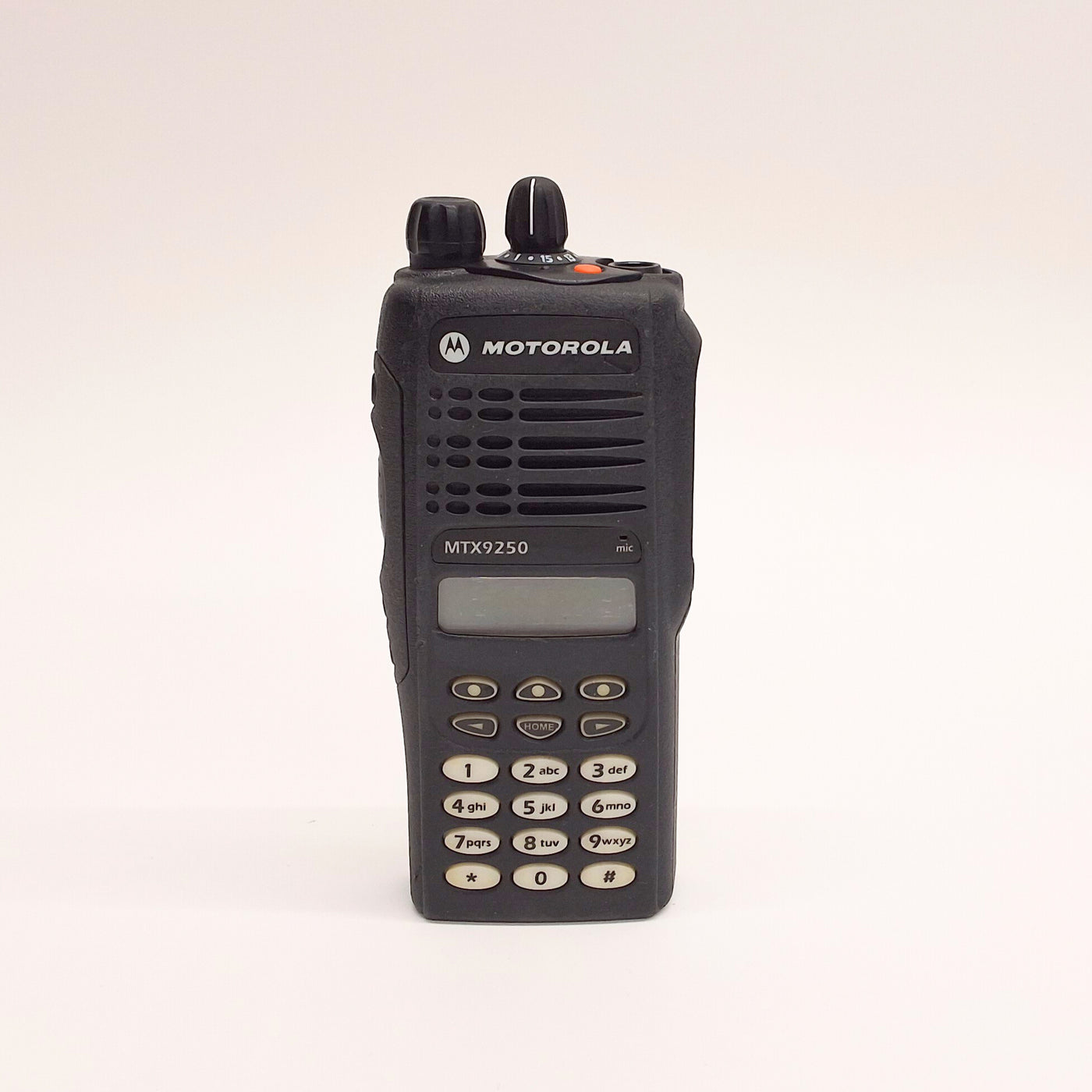 Motorola MTX9250 AAH25WCH4GB6AN 900Mhz Portable Radio — HaloidSolutions.com