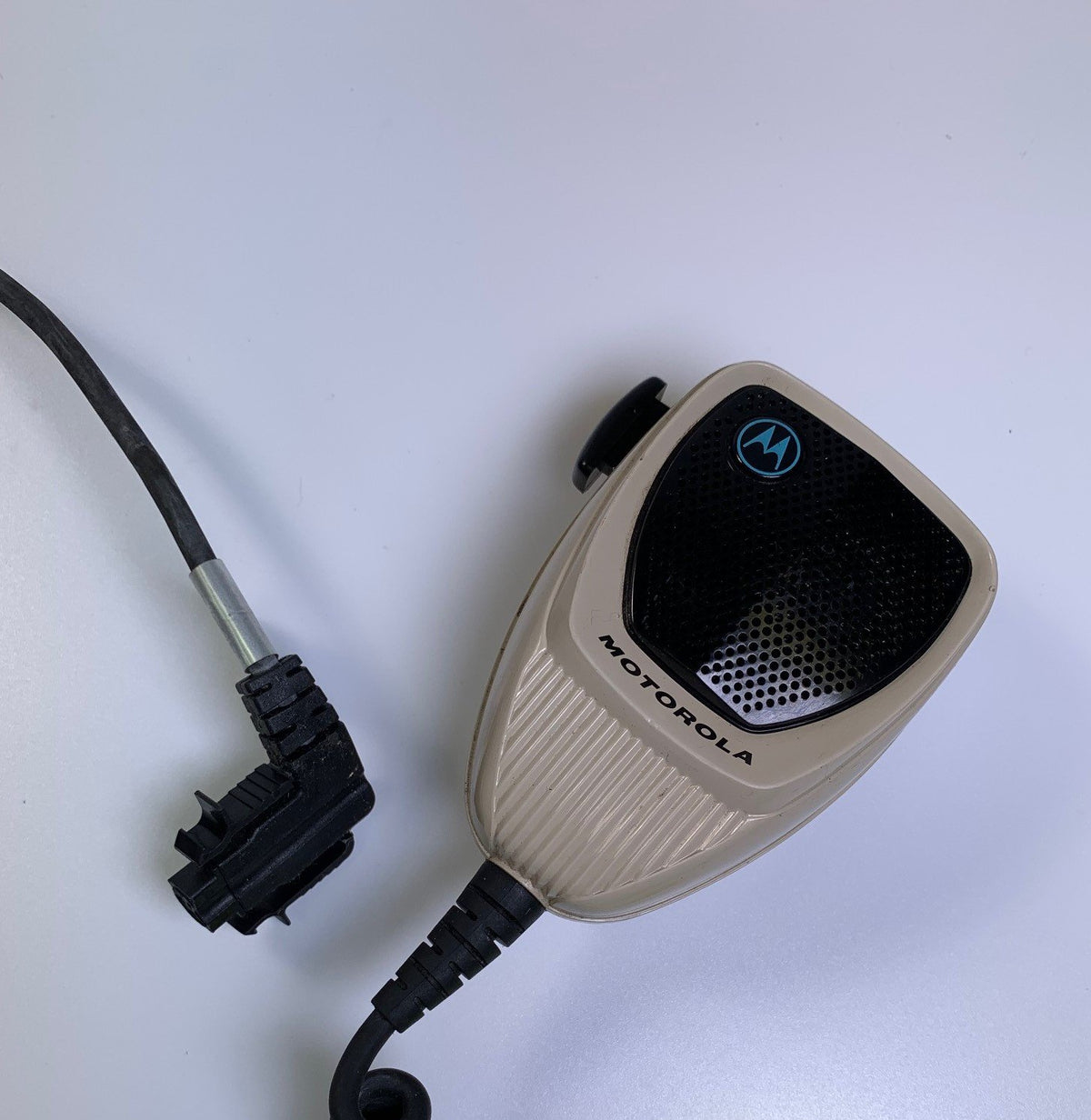 Motorola HMN1080A Palm Microphone - HMN1080 — HaloidSolutions.com