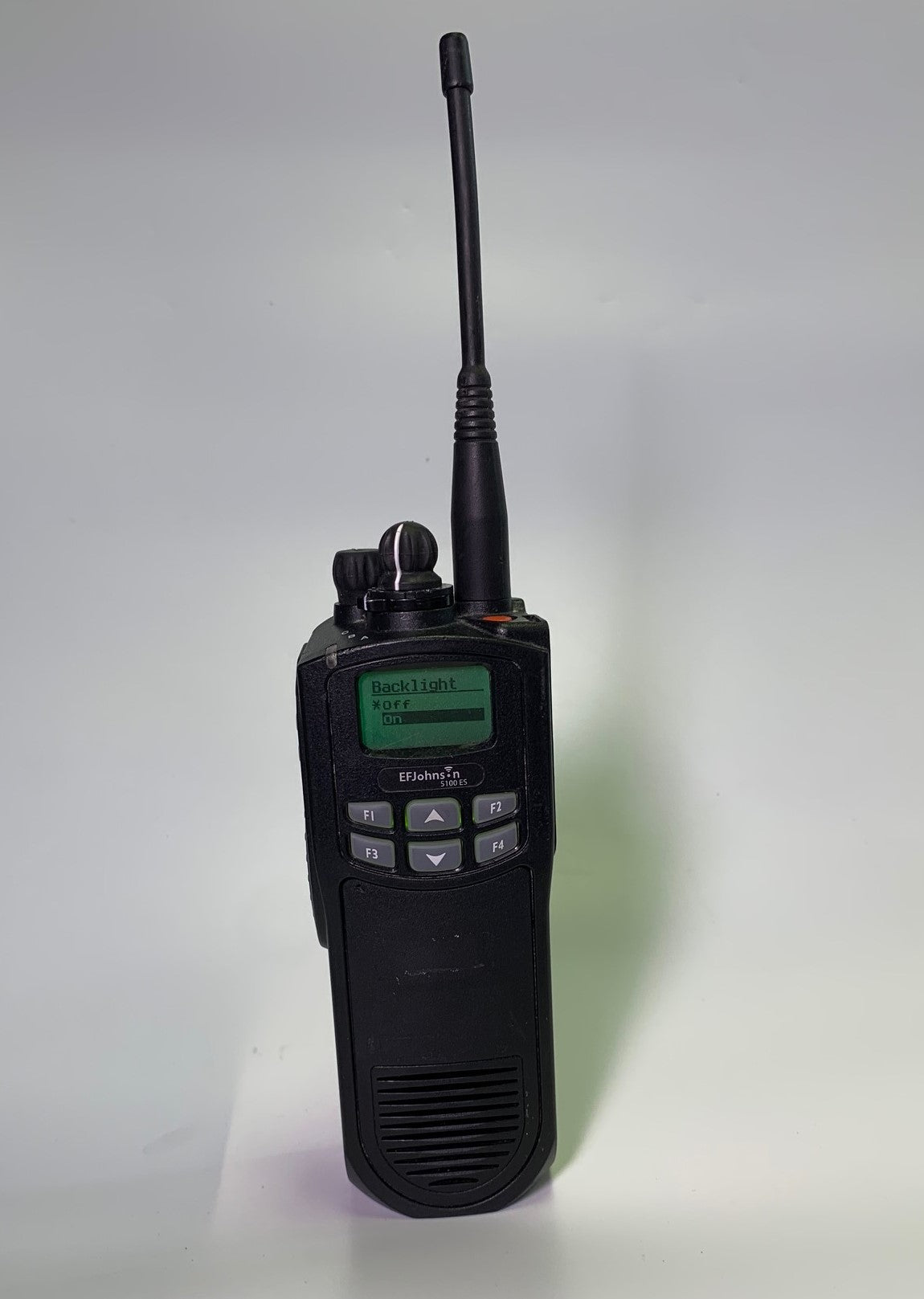 EF Johnson 5100 ES VIKING UHF R1 P25 Portable ( 380-470 MHz ) Intrinsi ...